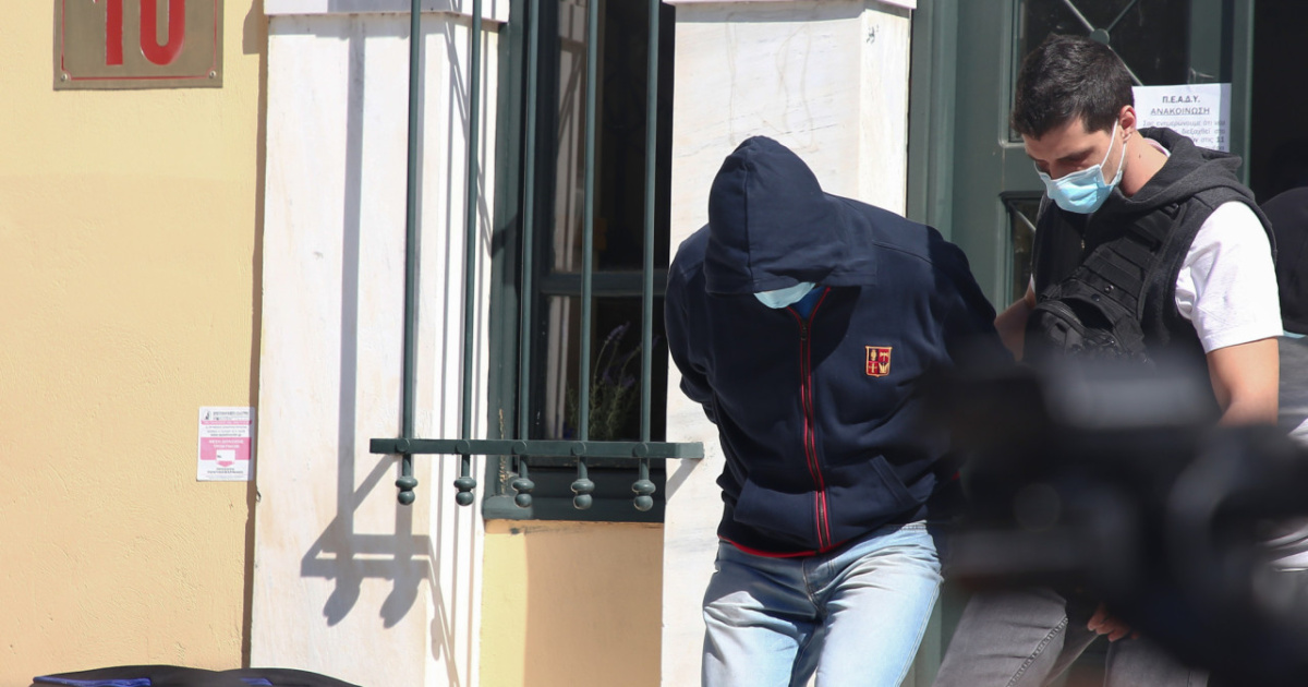 Βιασμός 12χρονης στον Κολωνό: Στο κινητό της υπήρχαν μηνύματα από 240 ...
