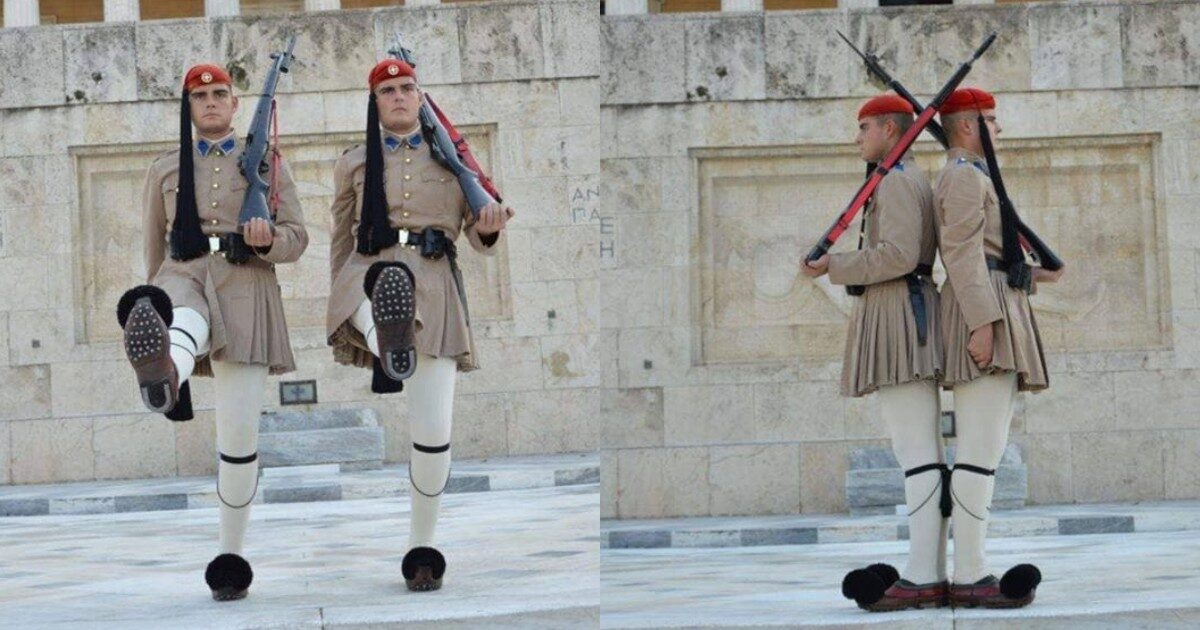 Συγκινούν οι δίδυμοι αδερφοί Εύζωνες: «Όταν φοράμε τη στολή του Εύζωνα ...