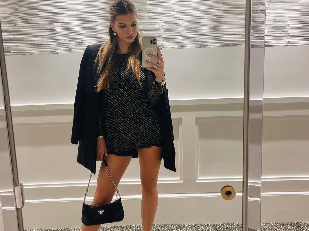 Άννα Μαρία Ίβιτς: Η καλλονή κόρη της Ελένη Πετρουλάκη σε βραδινή τους ...